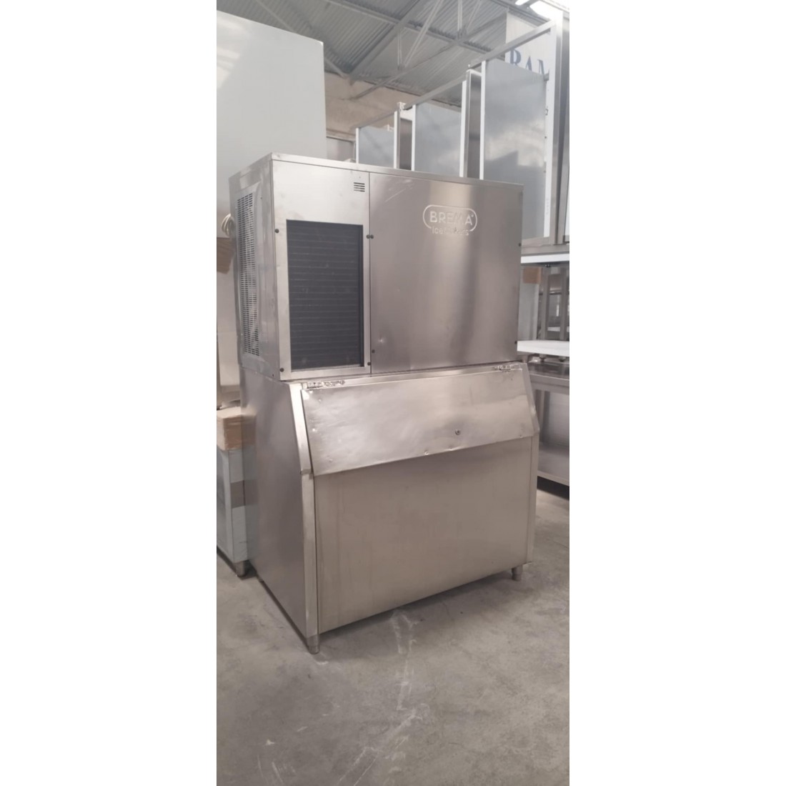 Μεταχειρισμενη Παγομηχανη Μάρκας Brema C 300 A-Q 125Χ78Χ196 με ...