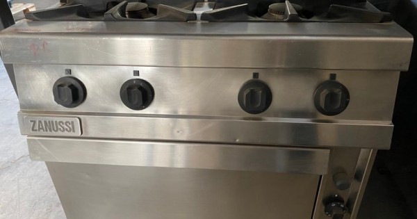 κουζινα αεριου μεταχειρισμενη